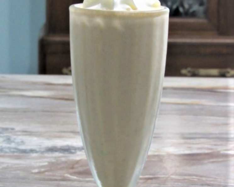 Banana Scotcheroo Milk Shake Recipe - Easy GF Recipes